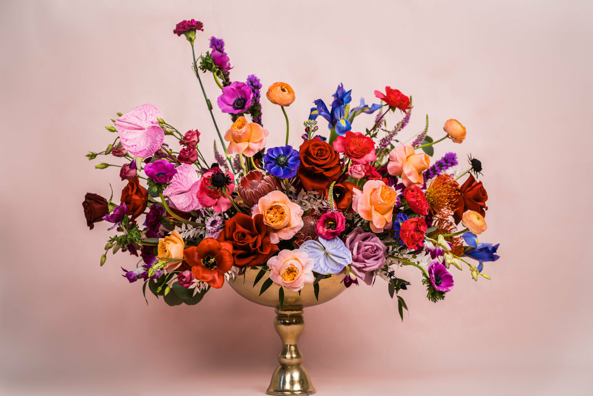 3 floral design ideas to de-stress desk spaces - MBAchic